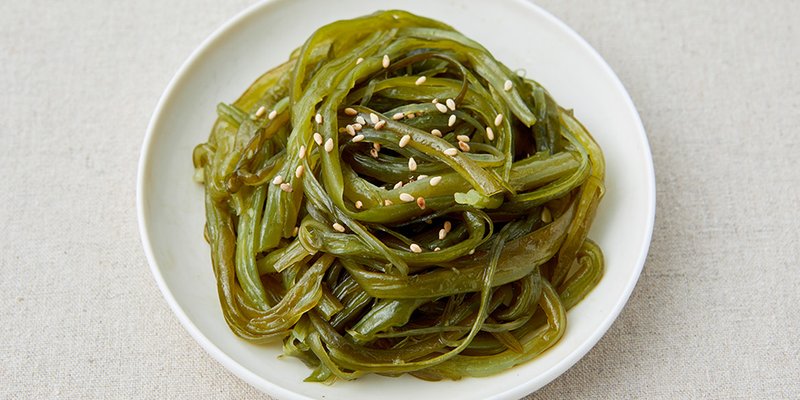 둥구나무 미역줄기볶음 마켓컬리